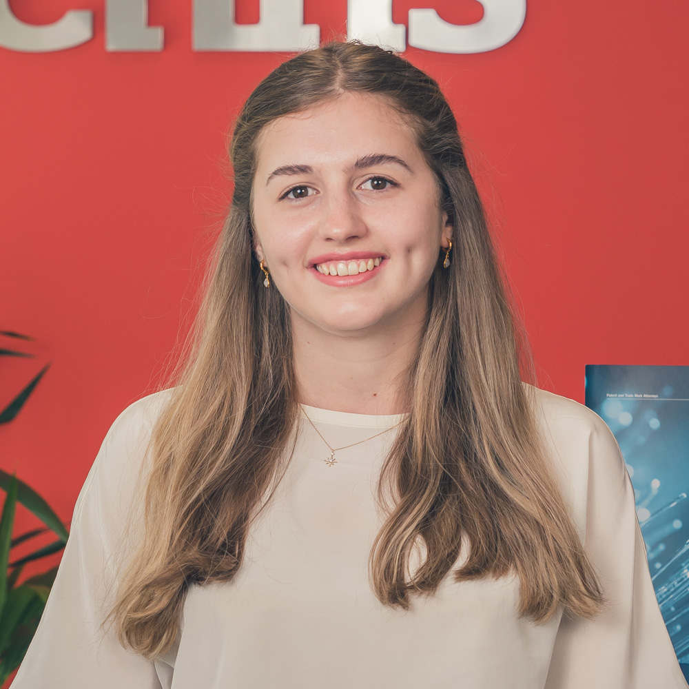 Emily Dekker - Dehns